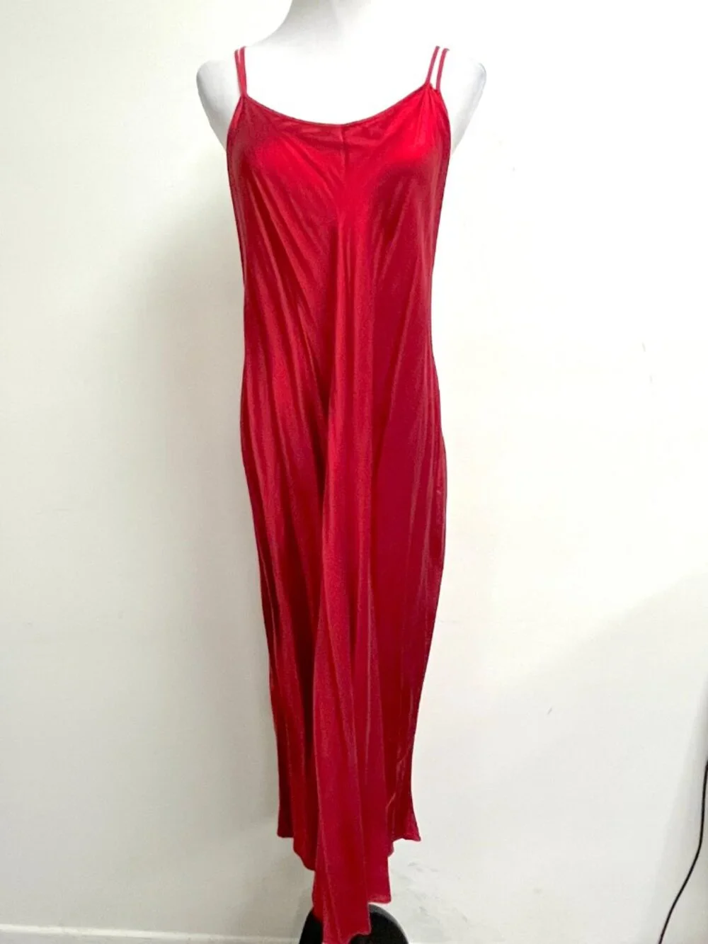 mt design | Dresses | Mt Red Silk Slip Gown M Spaghetti Straps Nwot Y2k ...